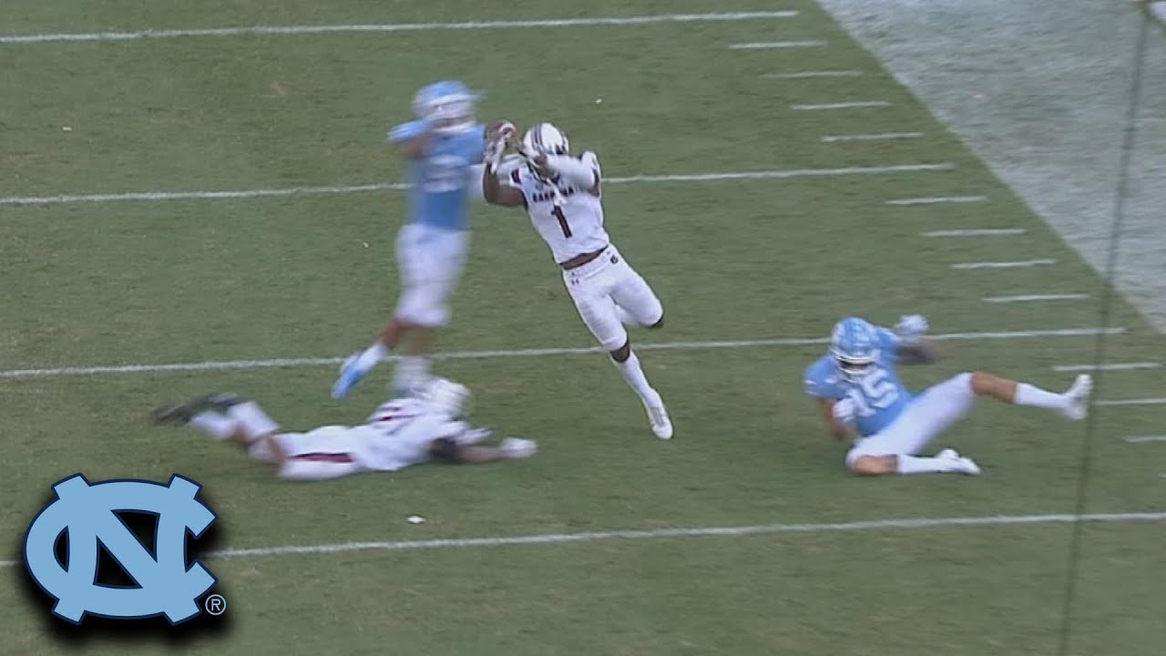 UNC's Sam Howell Throws Through A Keyhole to Dazz Newsome - YouTube