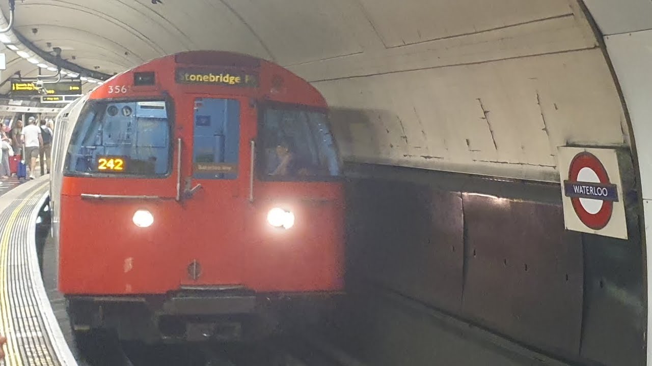 *BEAST* TFL Underground 1972 Stock 3561 Bakerloo Line - YouTube