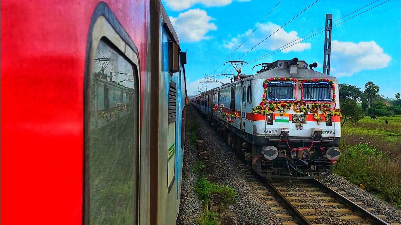 INAUGURAL RUN OF CHOZHAN EXPRESS AS A SUPERFAST EXPRESS - YouTube