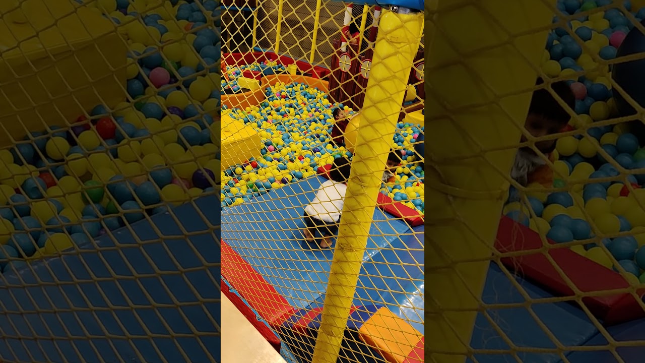 kids play area,shottz,mall,balls lover,ball game,Sunday Eve Play,play ...