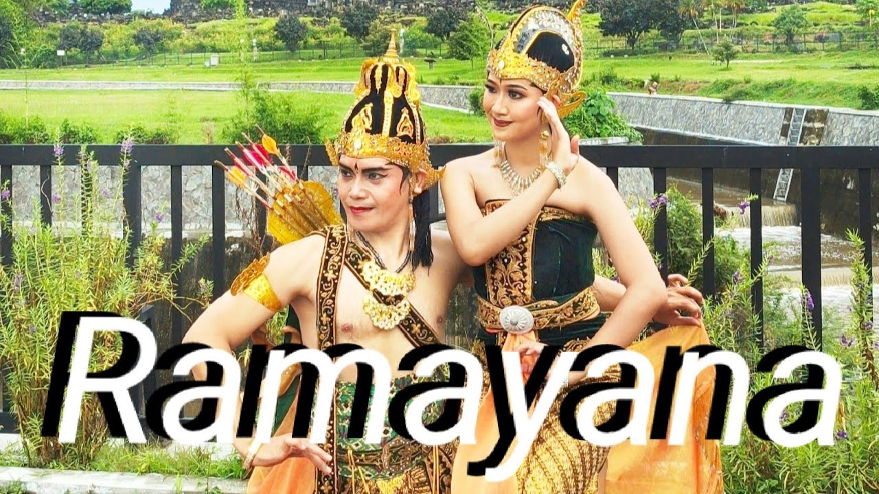 SENDRATARI RAMA SINTA Prambanan Amphitheater / Javanese Indonesian Many ...