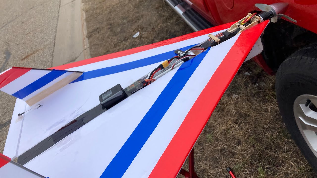 Foam board Delta wing 111mph - YouTube