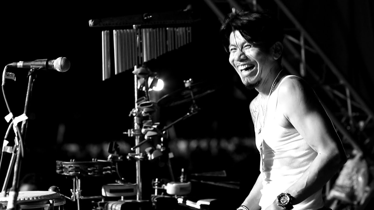 ดาวตก - ทีโบน T-BONE live at Sunset Beach Music Festival 2022 - YouTube