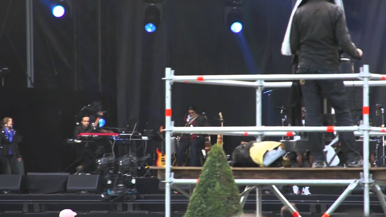 SOS Racisme - Concert 14/07/2011 Champs de Mars - Face à la Mer - YouTube