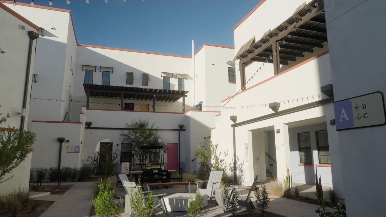 Culdesac Tempe: Architect Discusses Pioneering Desert Urbanism - YouTube