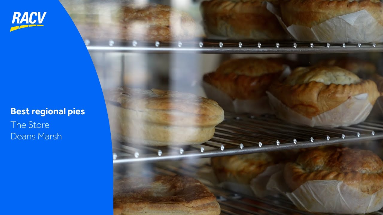 Best regional pies - The Store Deans Marsh - YouTube