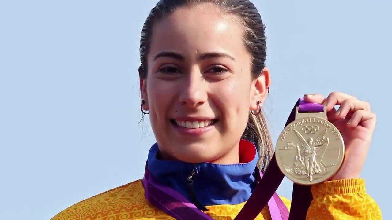 Edilberto Benitez y Su Banda - Mi Colombia - YouTube