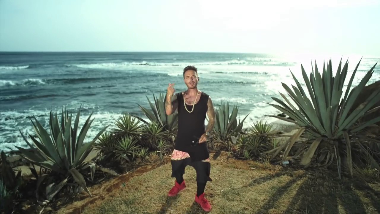 Coca cola song ft Inna - YouTube