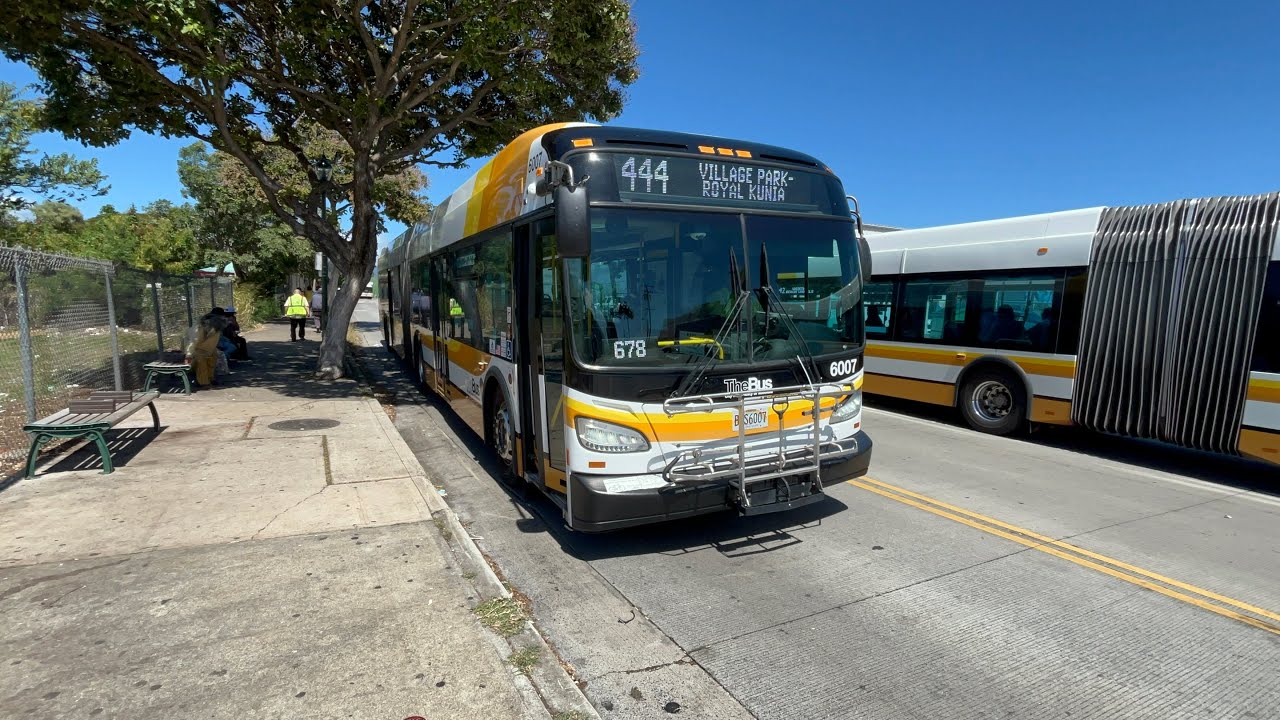 Thebus Honolulu Bus' 6007 New Flyer XD60 Route 444 Village Park/Royal ...