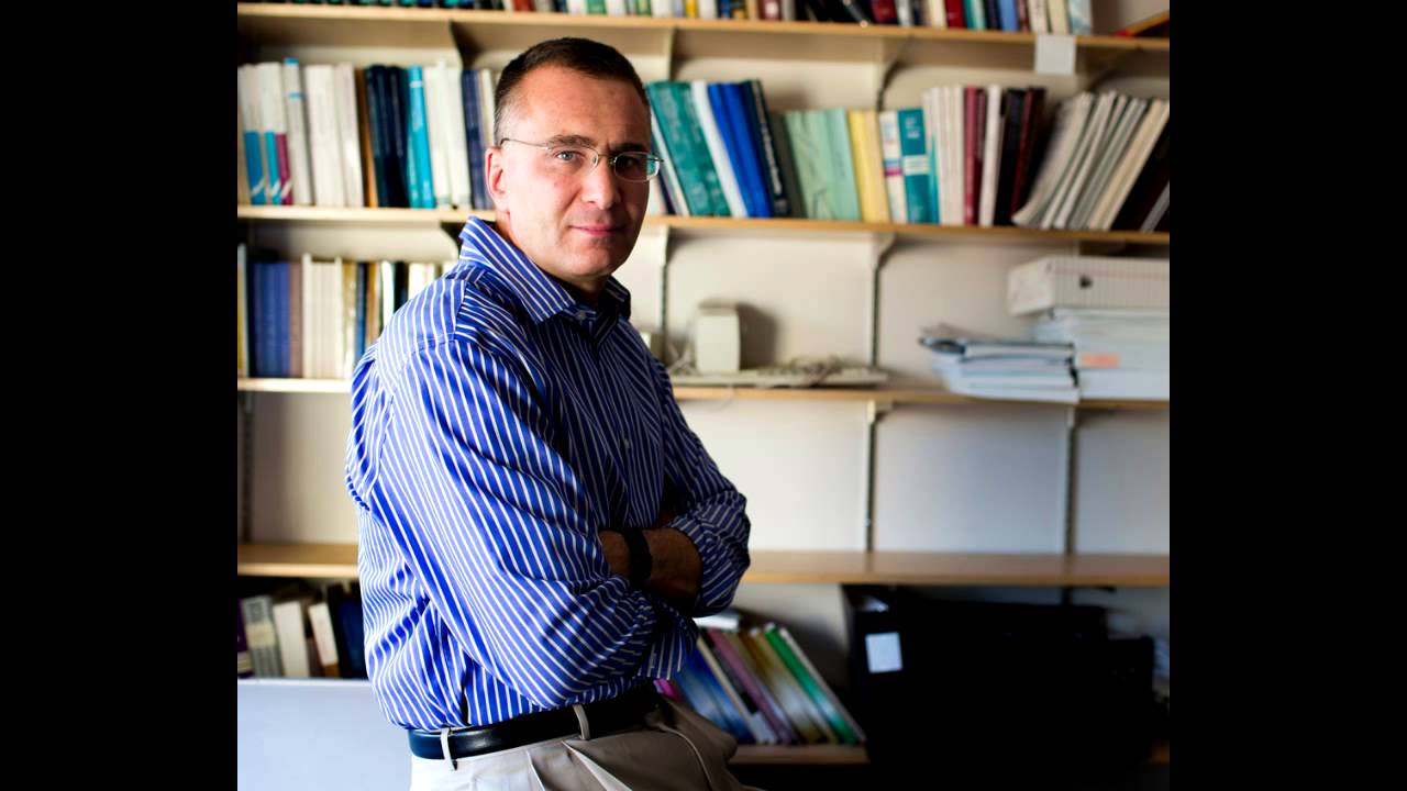 Jonathan Gruber on 3 Challenges to Obamacare - Jan. 2012 - YouTube