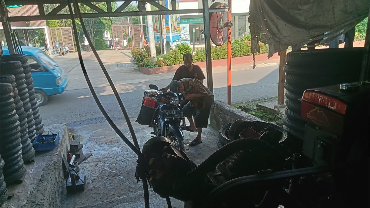 inong ester family sedang live sekarang! - YouTube