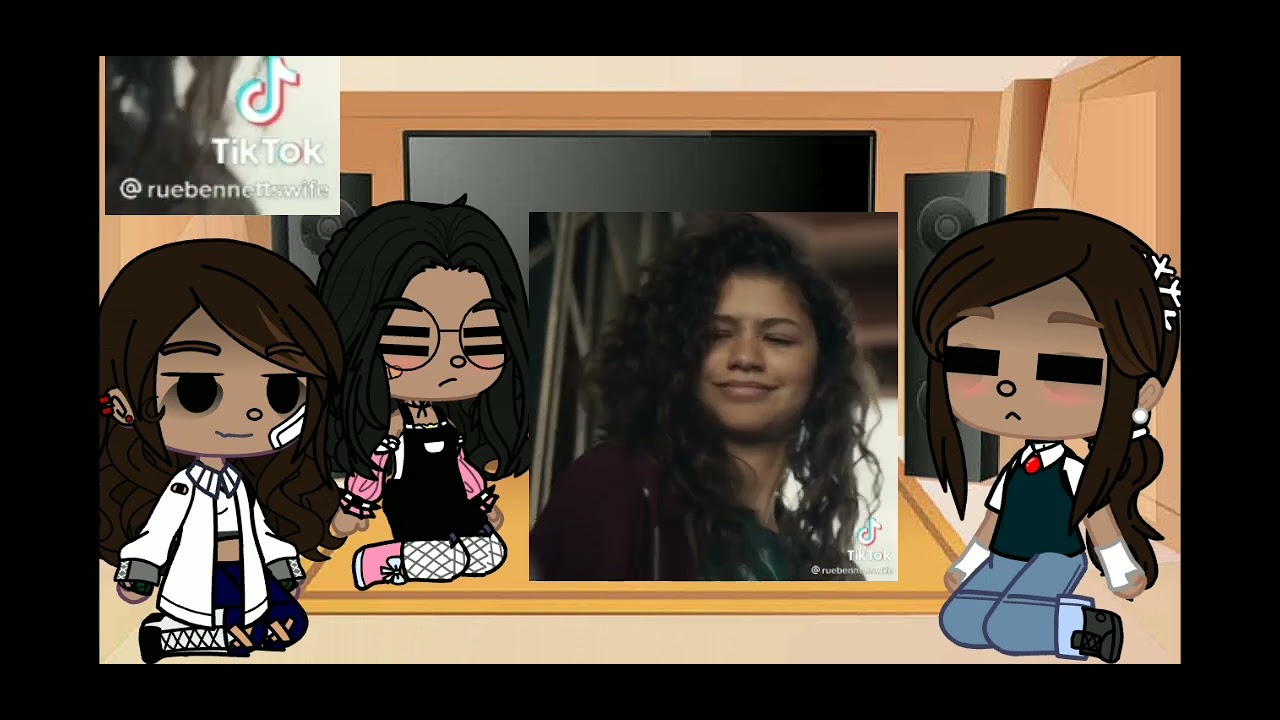 euphoria [ rues mom and sister react to her and some of her friends ...