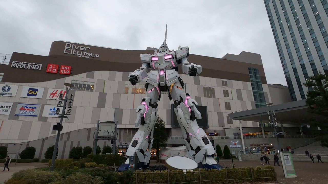 Unicorn Gundam Transformation Show - YouTube