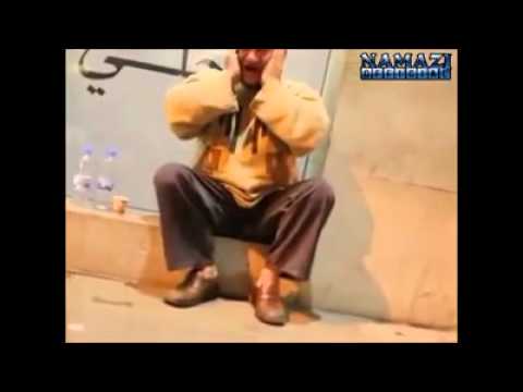 Muhtesem Kuran-i Kerim okuyan dilenci kardesimiz