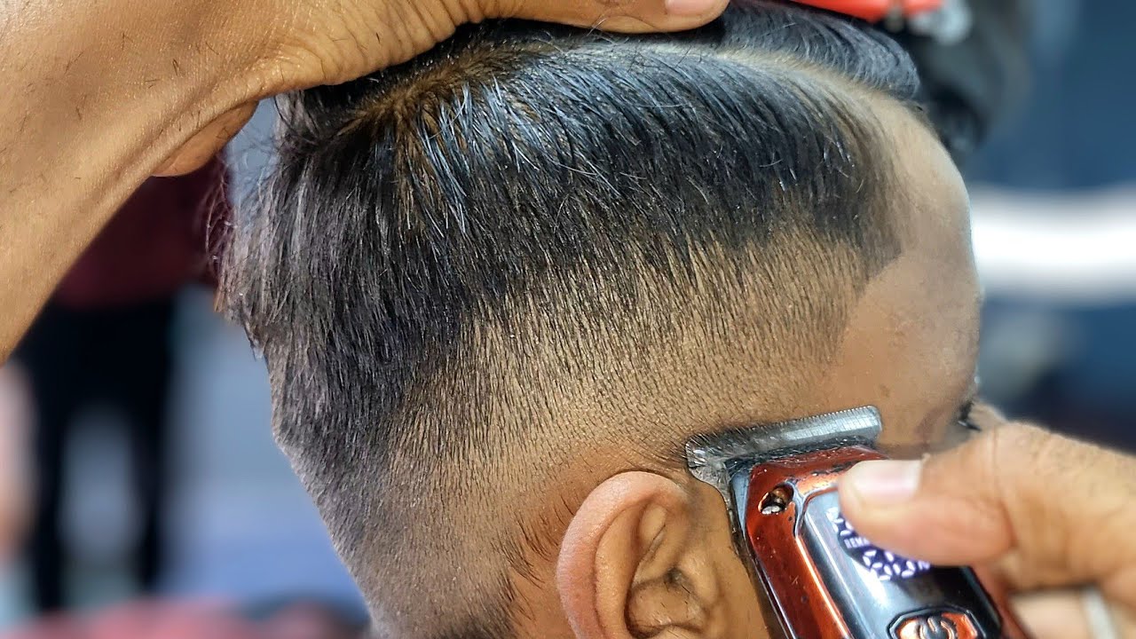 Medium Fade Haircut Transformation 🔥🔥 | Medium Fade Haircut Step By ...
