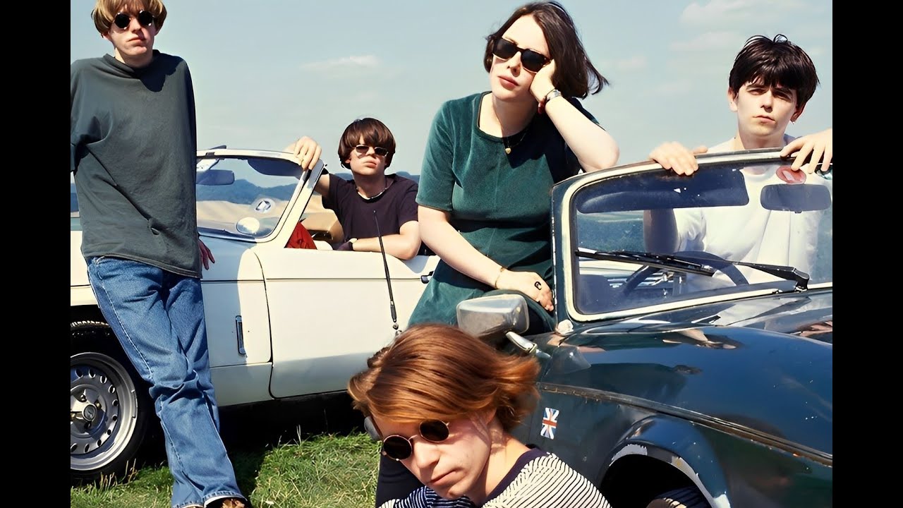 Slowdive - "When the sun hits" - YouTube