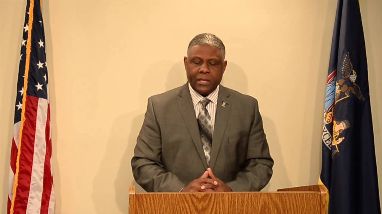 Chief Frank Fowler press conference - YouTube