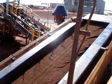 Transmin Low Profile Feeder in Action - YouTube