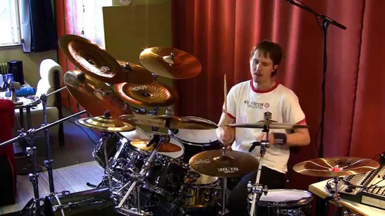 Drum solo - YouTube