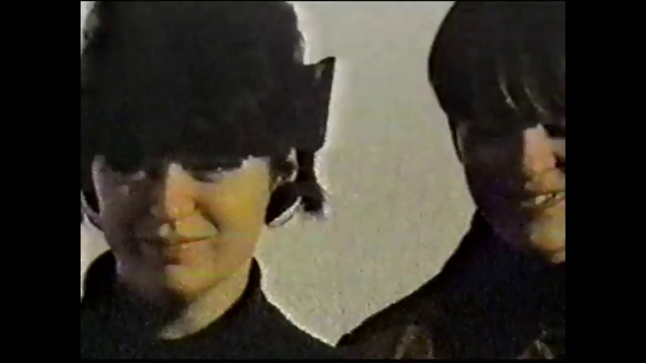 Talulah Gosh 'Steaming Train official video - YouTube