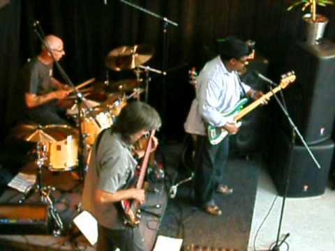 Reggie Worthy Sandberg Clinic_02.mpg - YouTube