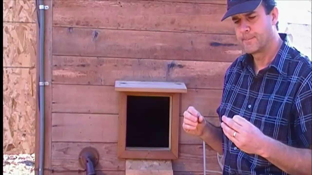 Arduino Chicken Door - YouTube