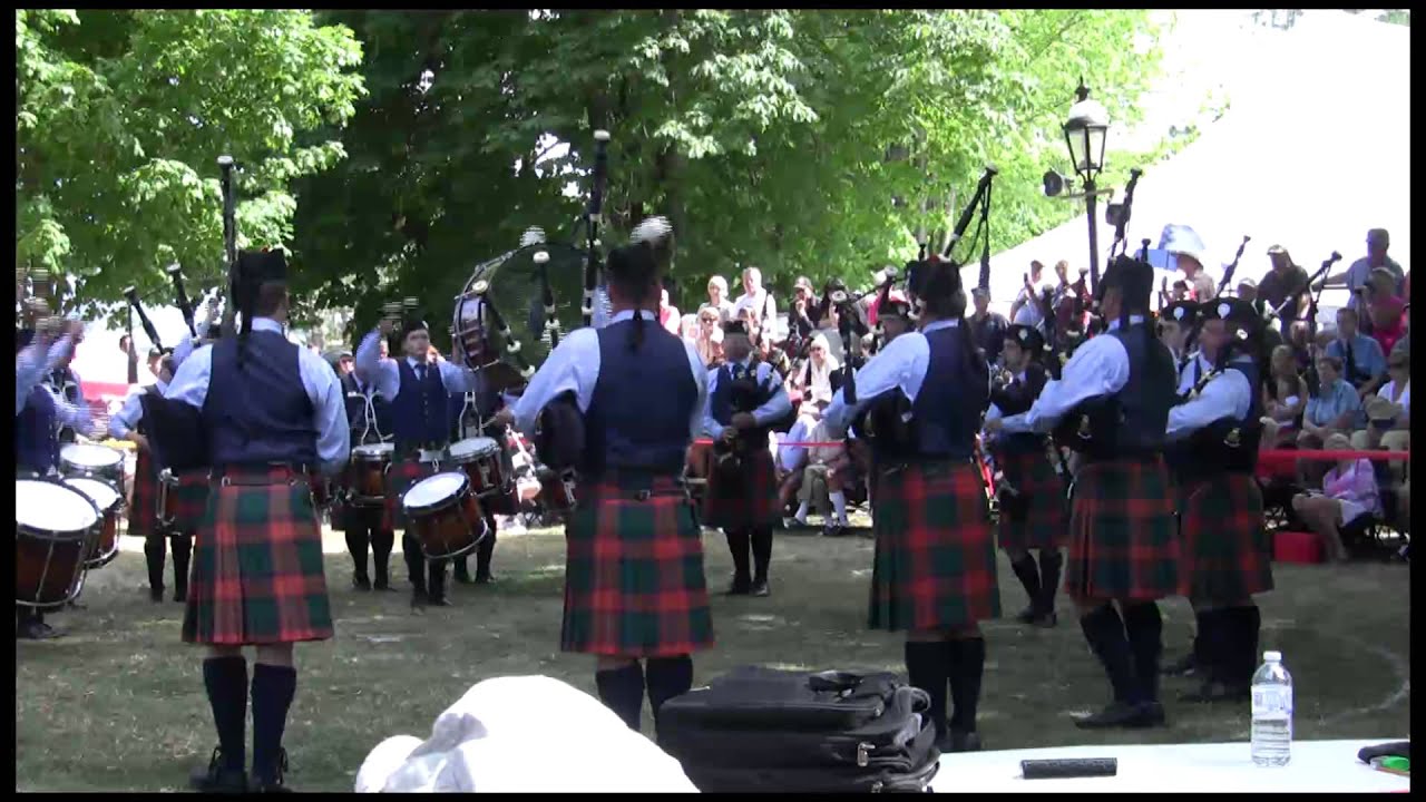 78th Fraser Highlanders, Kincardine 2012 - YouTube