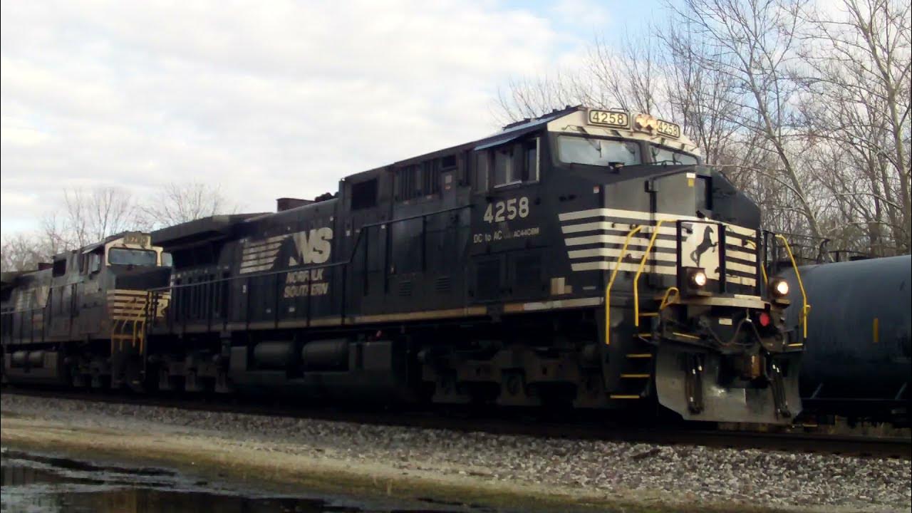 NS 35N @ LOGANSPORT, IN 3 28 21 NS 4258 NS 9790 NS 5084 NS 7652DPU - YouTube
