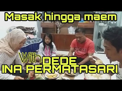 Intip keseruan Dede INA PERMATASARI masak didapur tante FITRI
