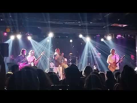 Çelik - Kim Daha Çok Seviyor