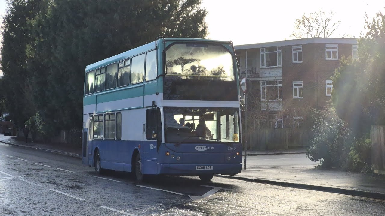 Metrobus Volvo B7TL East Lancs Myllennium Vyking 6949 *GX06 AOE* on ...