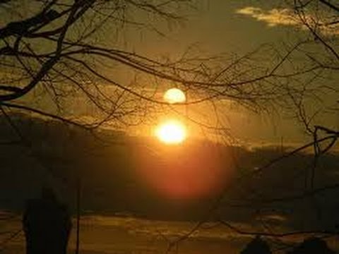 Best view of TWO SUNS caught in sunset crazy footage! - YouTube