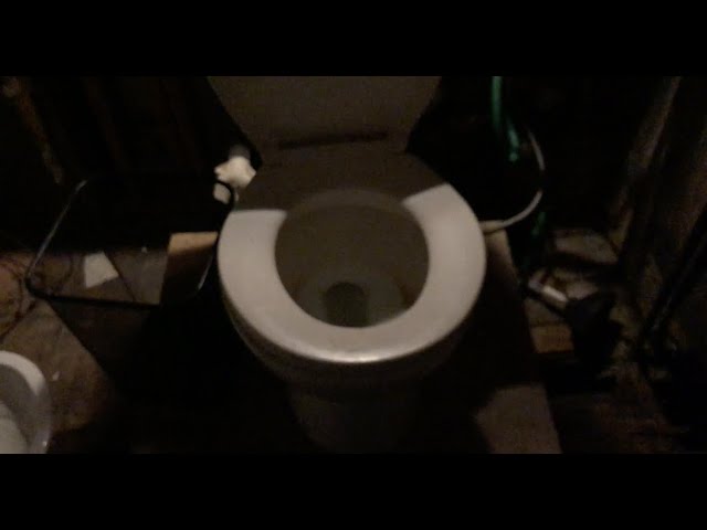 Most Terrifying Bathroom In La