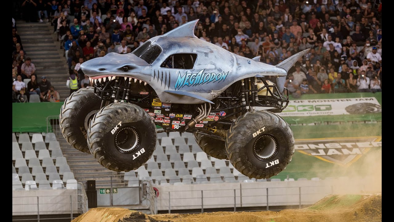 Monster Jam | ALL THINGS MOTORING - YouTube