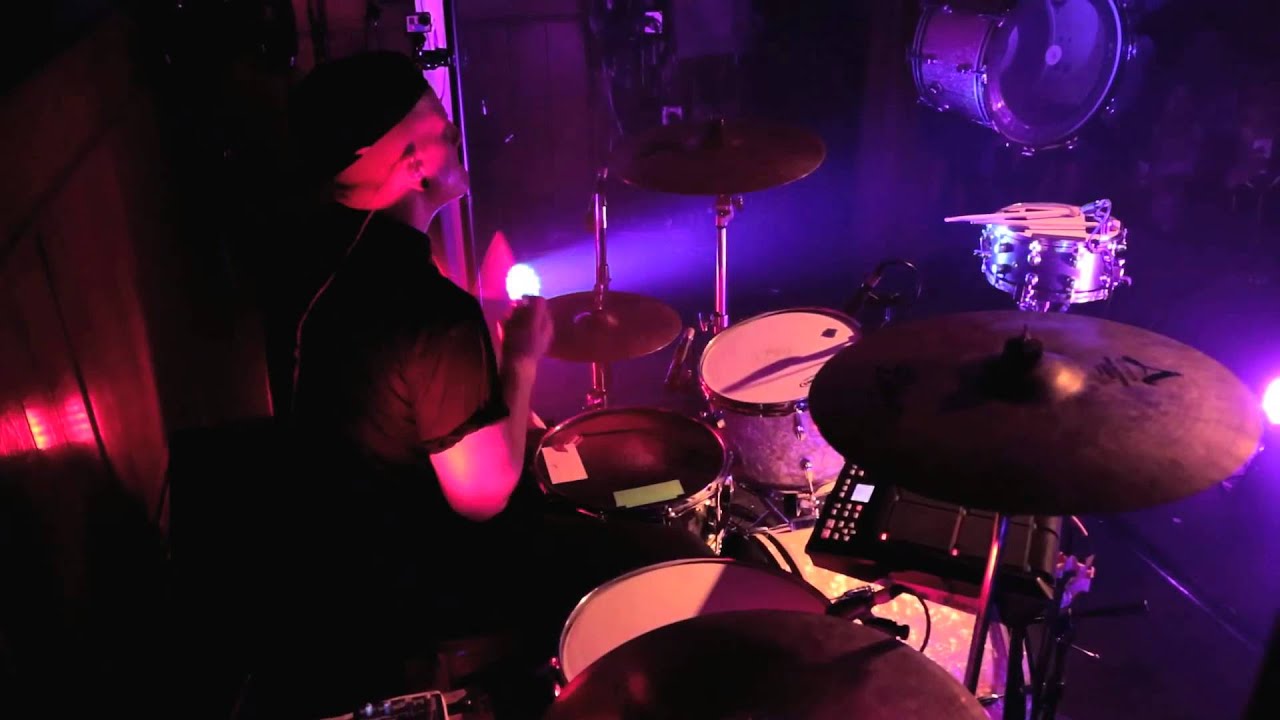 Nicholas Suhr - "Turn It Around" Live. - YouTube