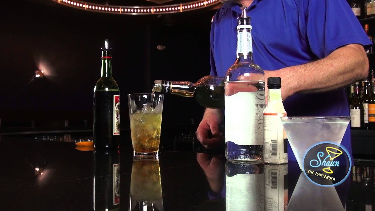 How to make a Tailspin Cocktail | Gin Recipe - YouTube
