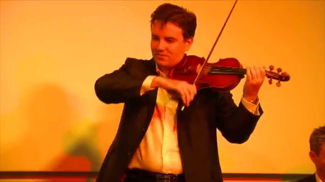 Besame Mucho (Enzo Toppano & Vov Dylan) - YouTube