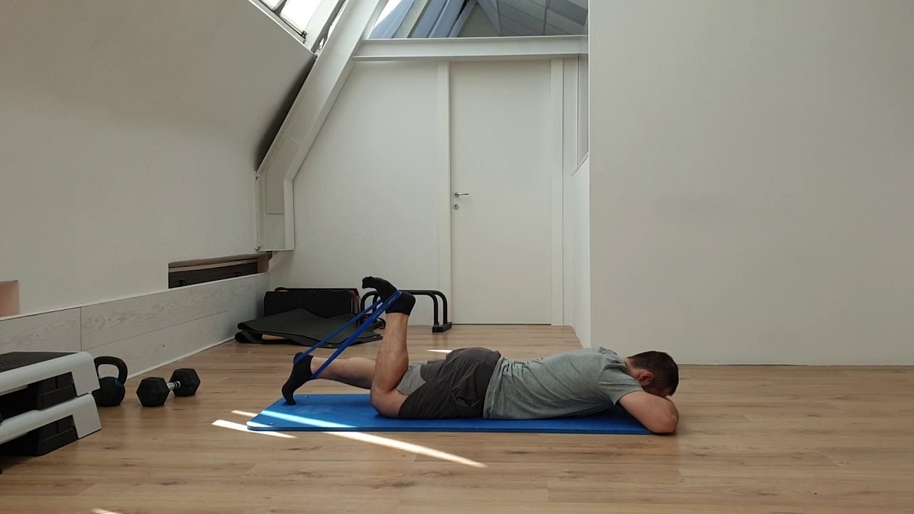 LOOP BAND LEG CURL - YouTube