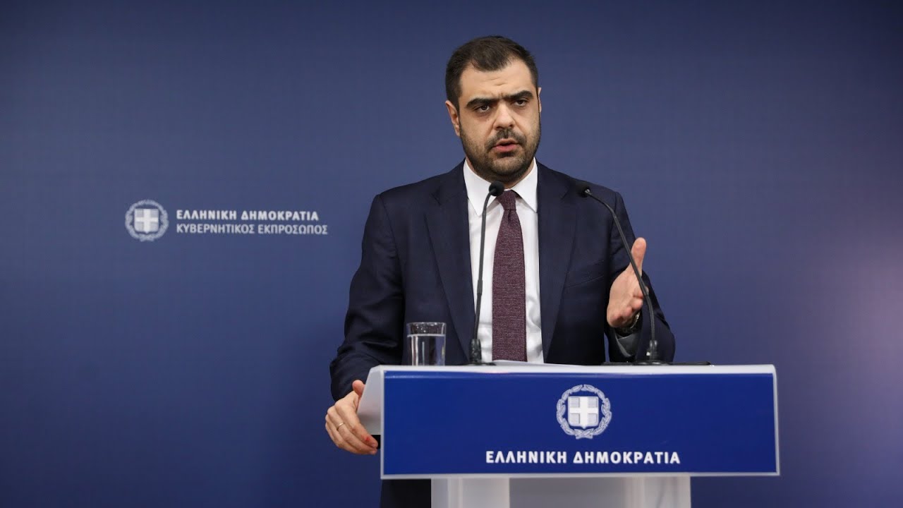 Eνημέρωση πολιτικών συντακτών από τον Κυβερνητικό Εκπρόσωπο Παύλο ...