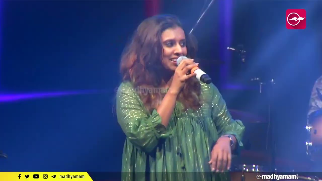 പിള്ളേരാണ് song | sithara krishnakumar | live performance ...