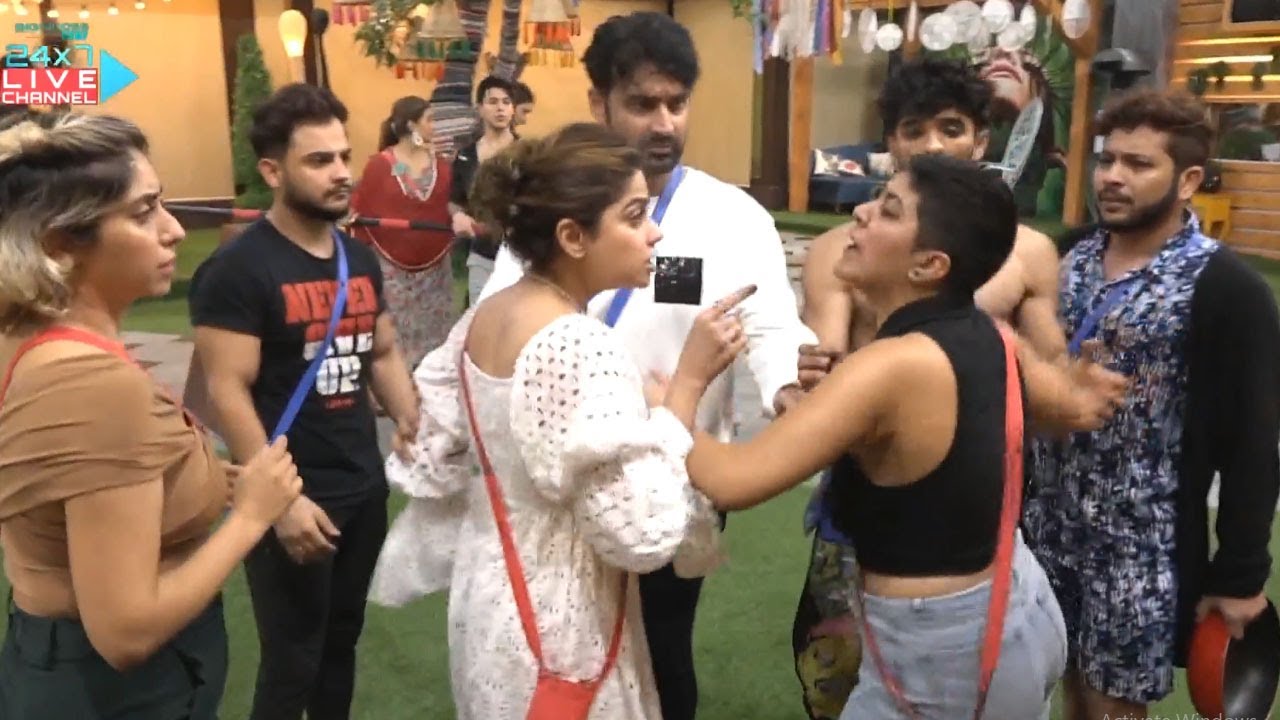 Bigg Boss Ott Live Update Shamita Aur Muskan Mai Hui Physical Fight