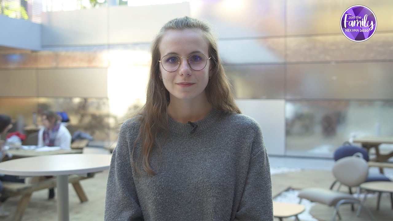 Emily Renard – Etudiante au CESEM - YouTube