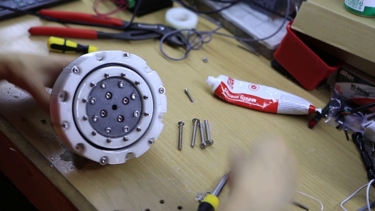Assembly Timelapse of the Strain wave gear actuator. - YouTube