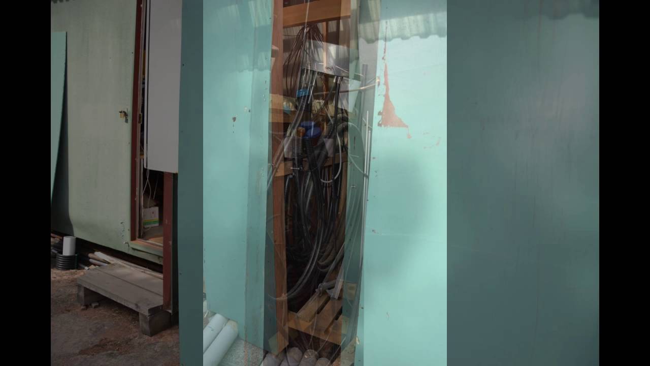 OH0V Relay Room with Stub Filters - YouTube