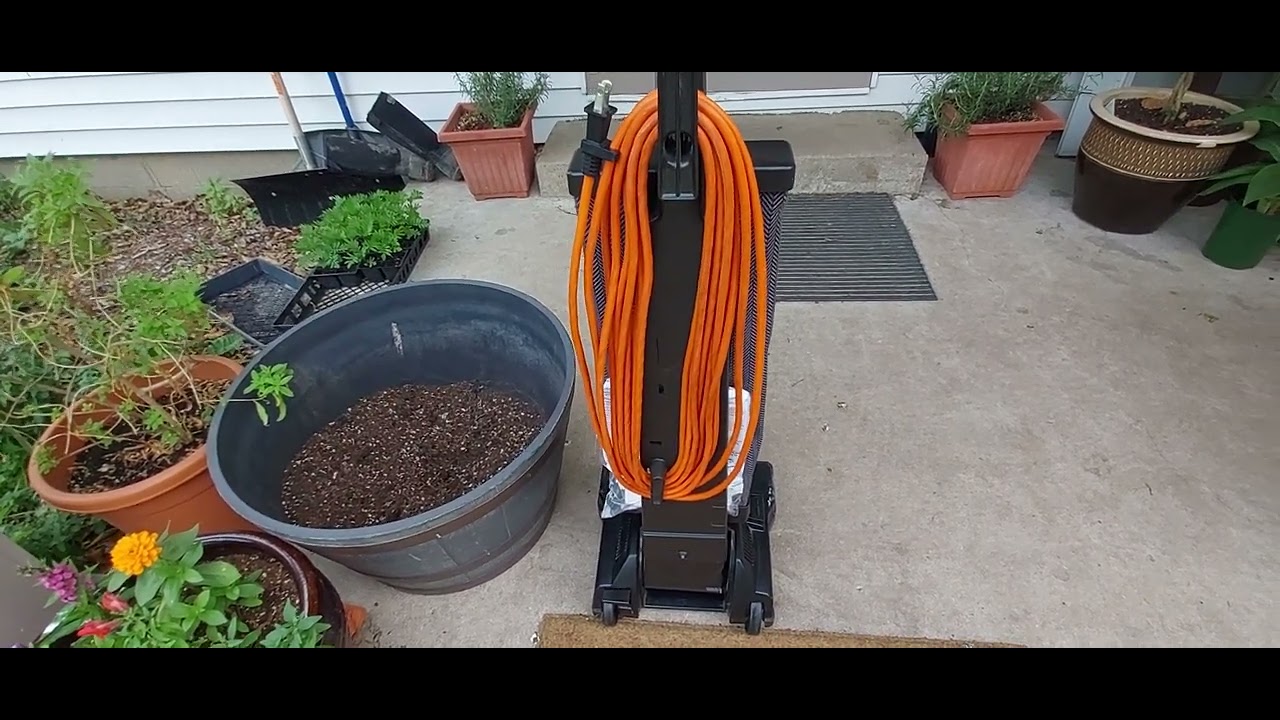 Hoover Commercial Lightweight C1404 recent acquisition - YouTube