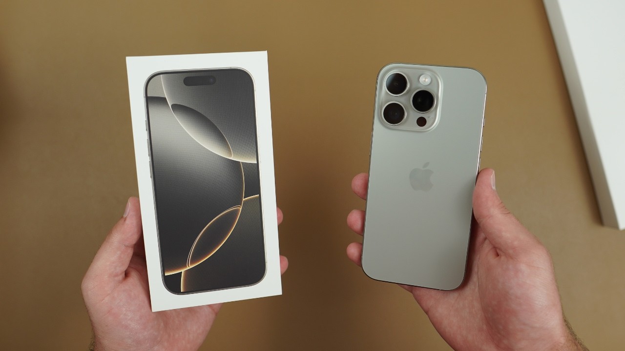 iPhone 16 Pro Unboxing & First Look! - YouTube