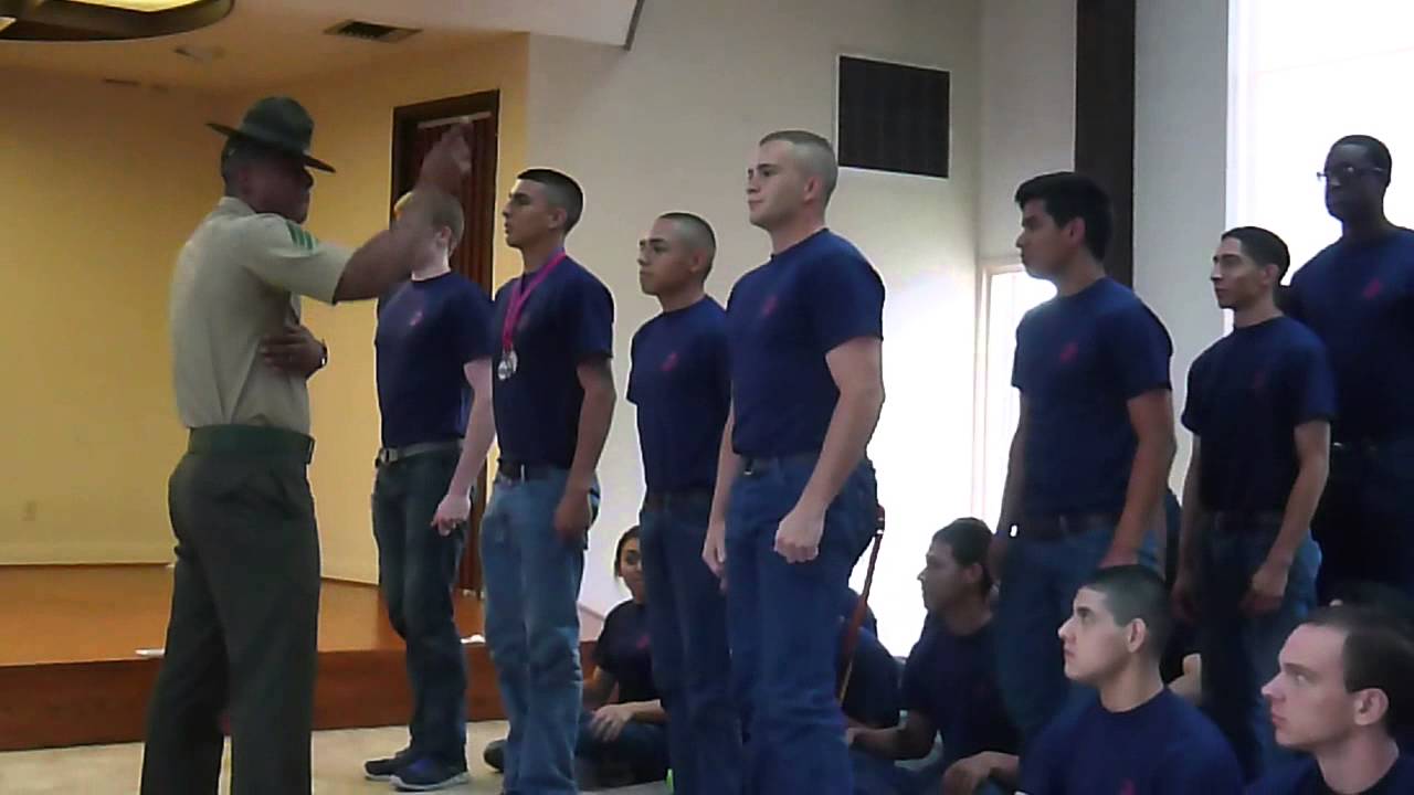 P1020659-MarineDrillInstructor_Poolies_1 - YouTube