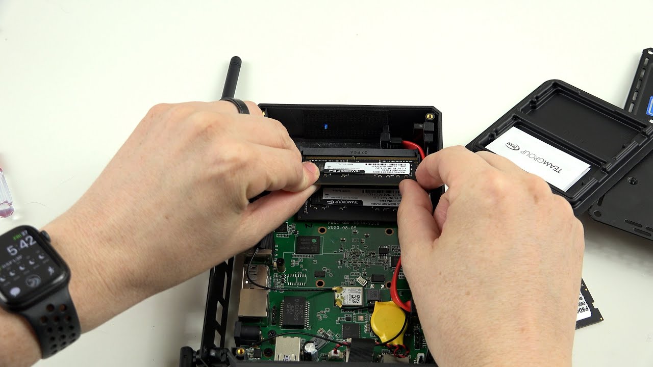 Azulle Byte 4 Fanless Mini PC Ram Upgrade (to 16GB!) - YouTube