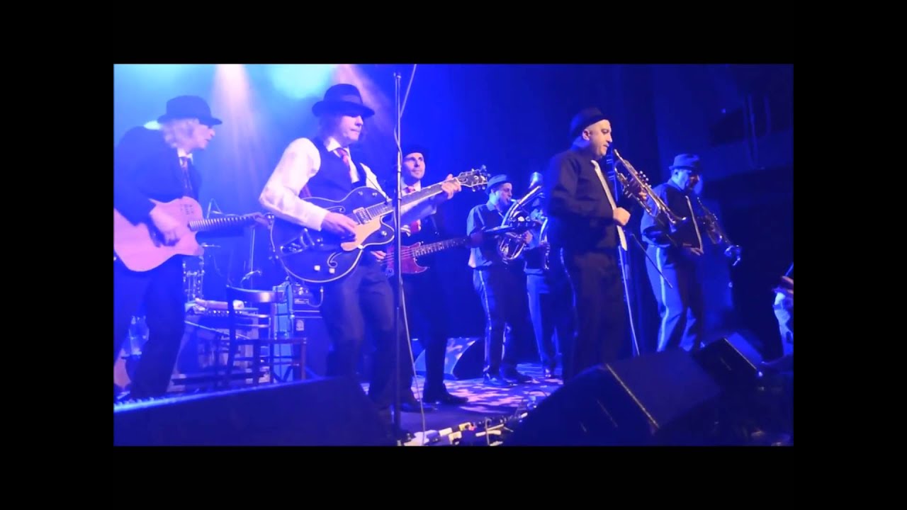 Adrian Raso & Fanfare Ciocarlia - Live In Prague - YouTube