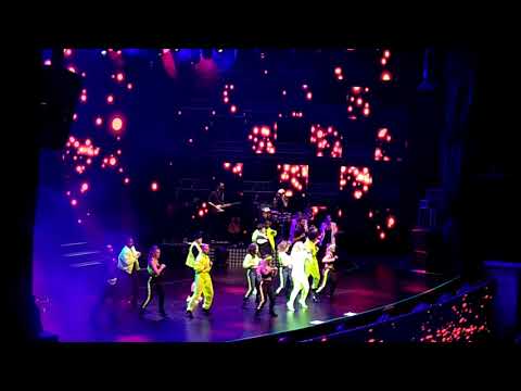 Hadise - Farkımız Var (Harbiye Açıkhava) (10.08.2019)